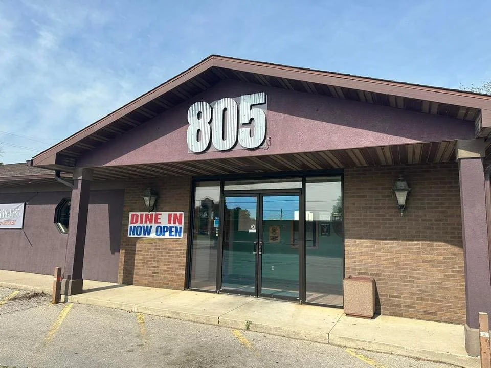805 Pizza & Chicken