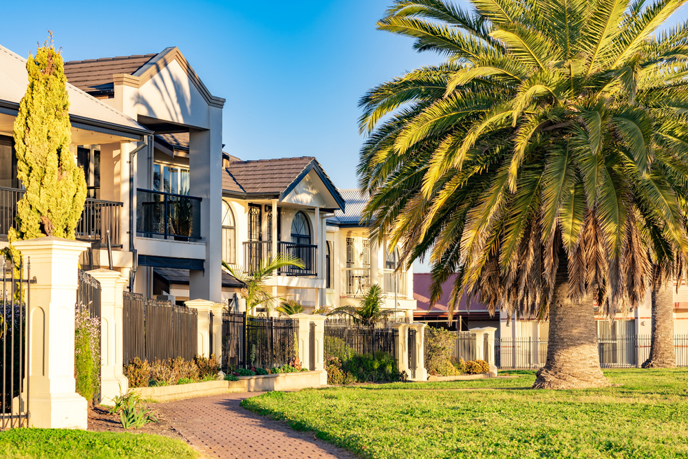 Compare Real Estate Agents Compare Commission Find The Best Agent