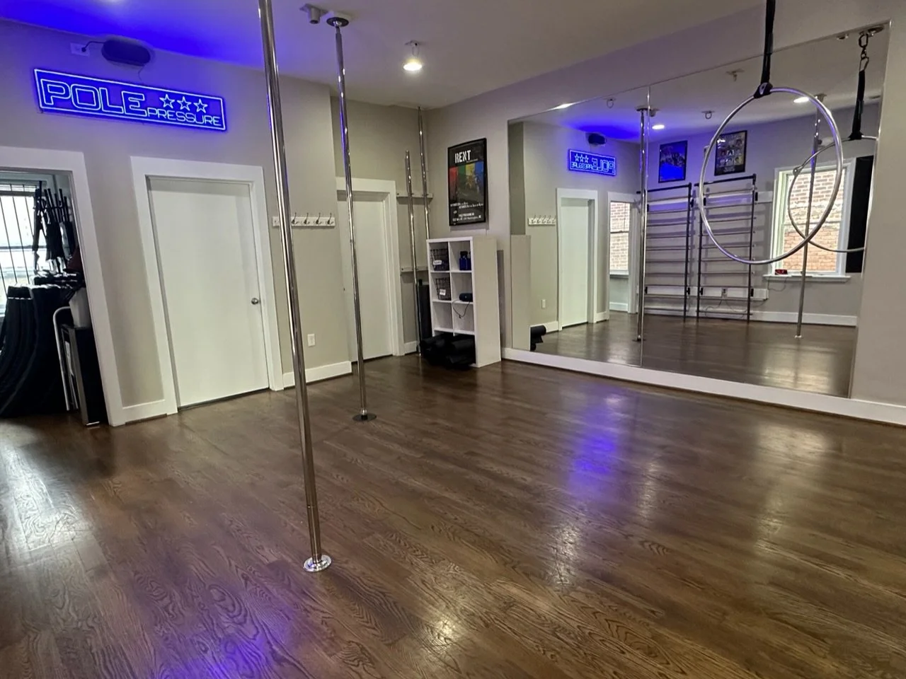 Pole Dance Classes in Washington DC | Pole Pressure