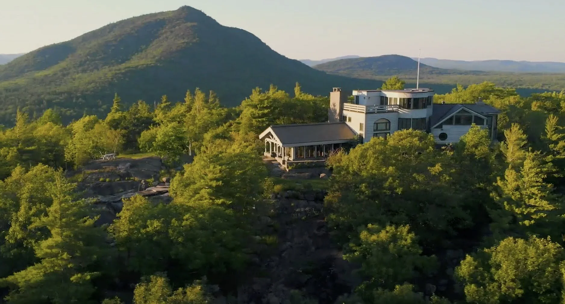 Adirondack Lodging near Whiteface Mountain in Wilmington NY — NewVida ...