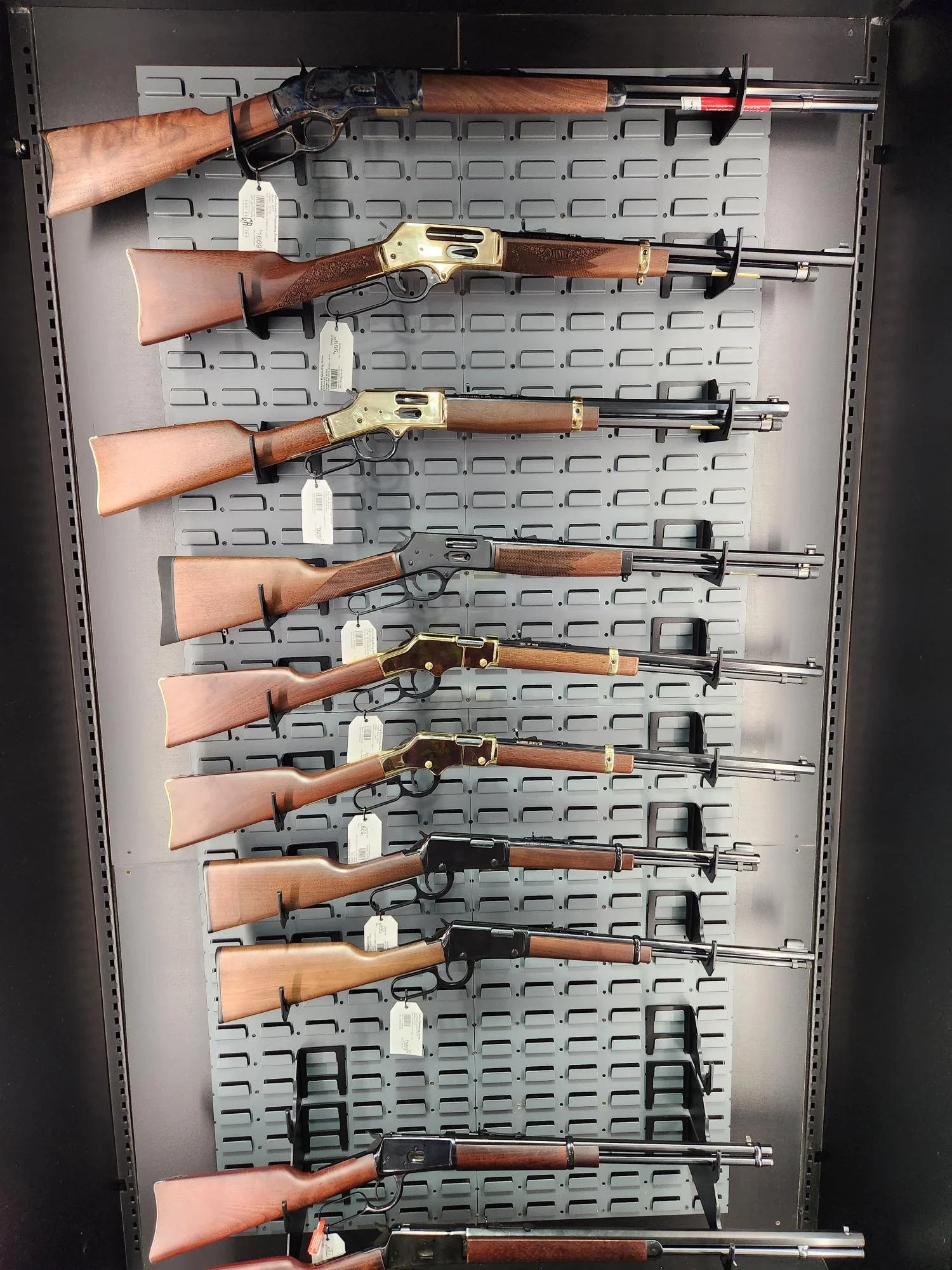 The Gun Corner — Ruggiero's Ace Hardware