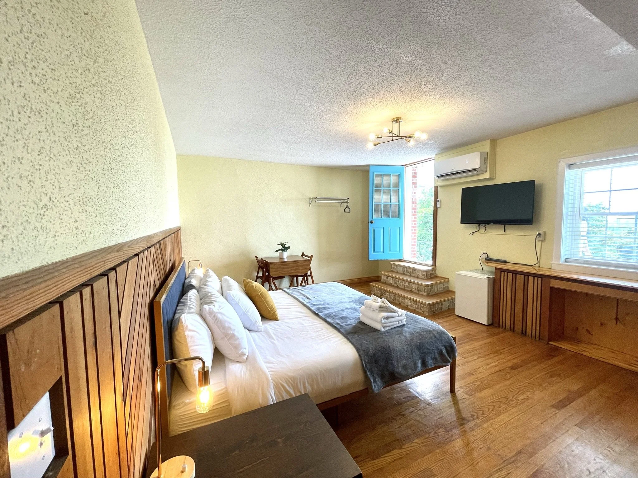 Gallery — Skyline Village Inn