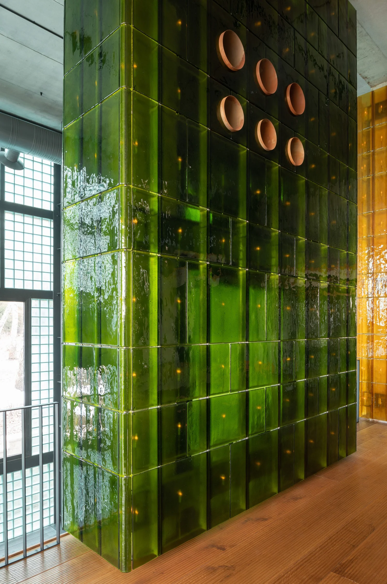 glass column II — nikelcollective