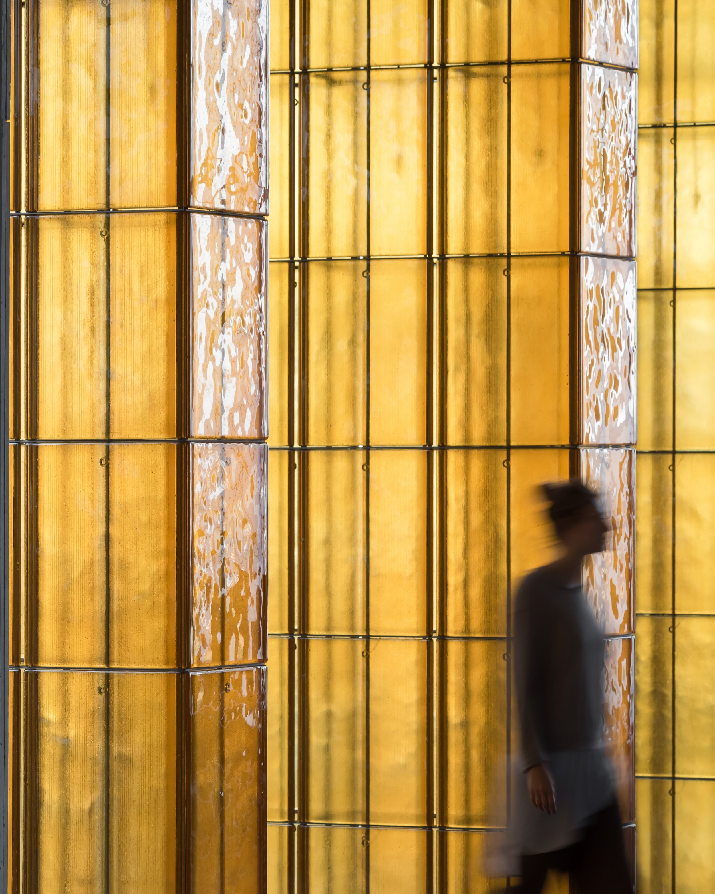glass column I — nikelcollective