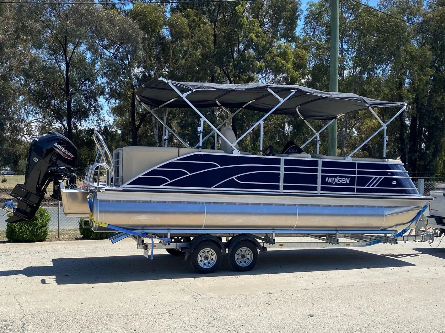 Affordable Pontoon Boats | Sapphire Range | Unbeatable style and ...