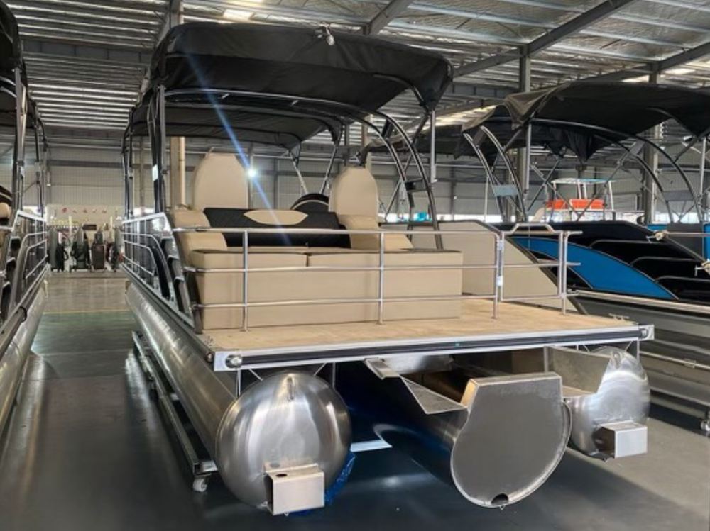 Performance Pontoon Boats | Sapphire Sports | Nexgen Ponton Boats ...