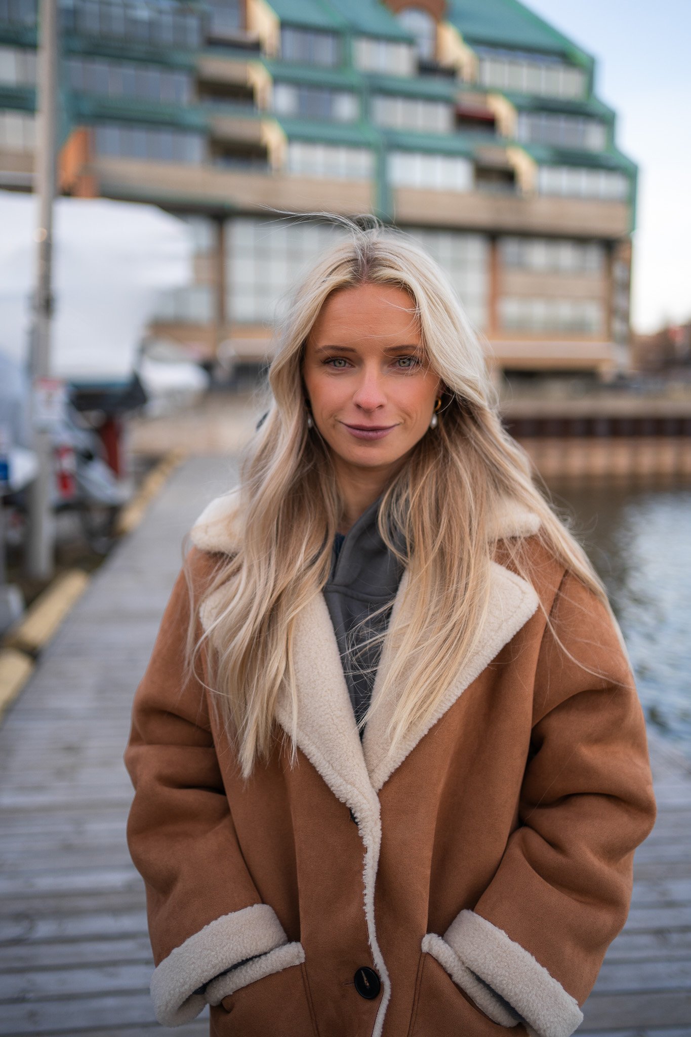 How to Use a 35mm Lens for Portrait Photography — Trent Ogilvie