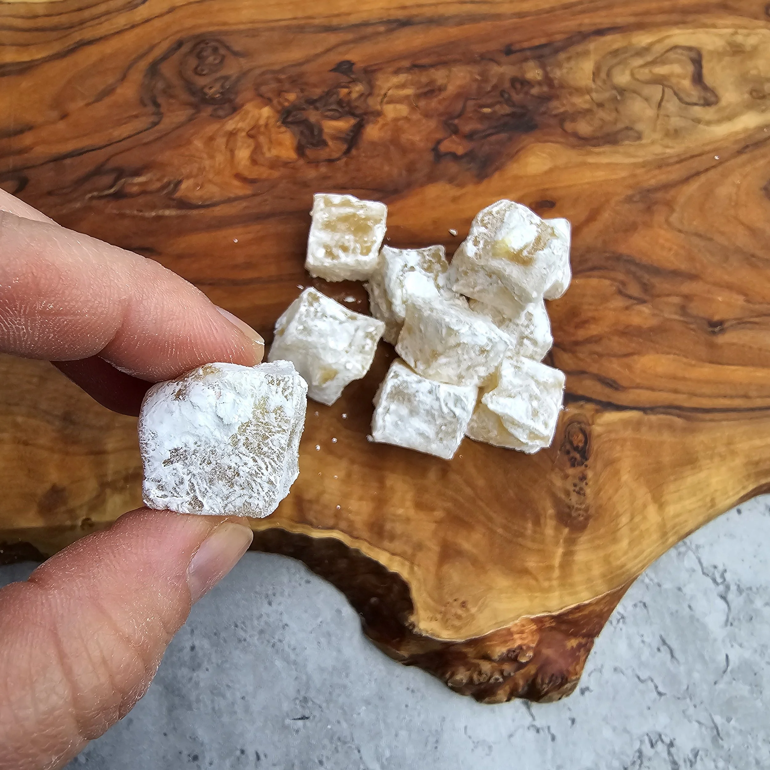 Turkish Delight Lokum Cubes with Honey Flavour & Pistachios