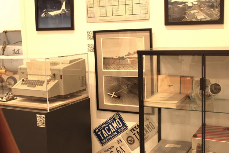 Tacamo — Patuxent River Naval Air Museum