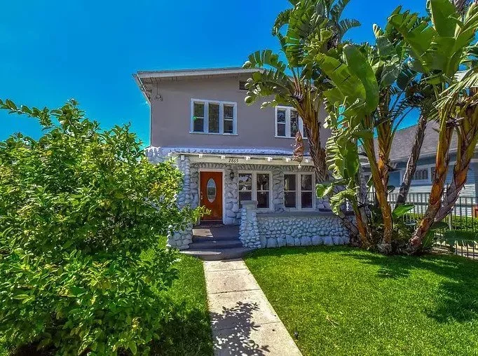 Solstice Sober House in Los Angeles : Sober Living Near You