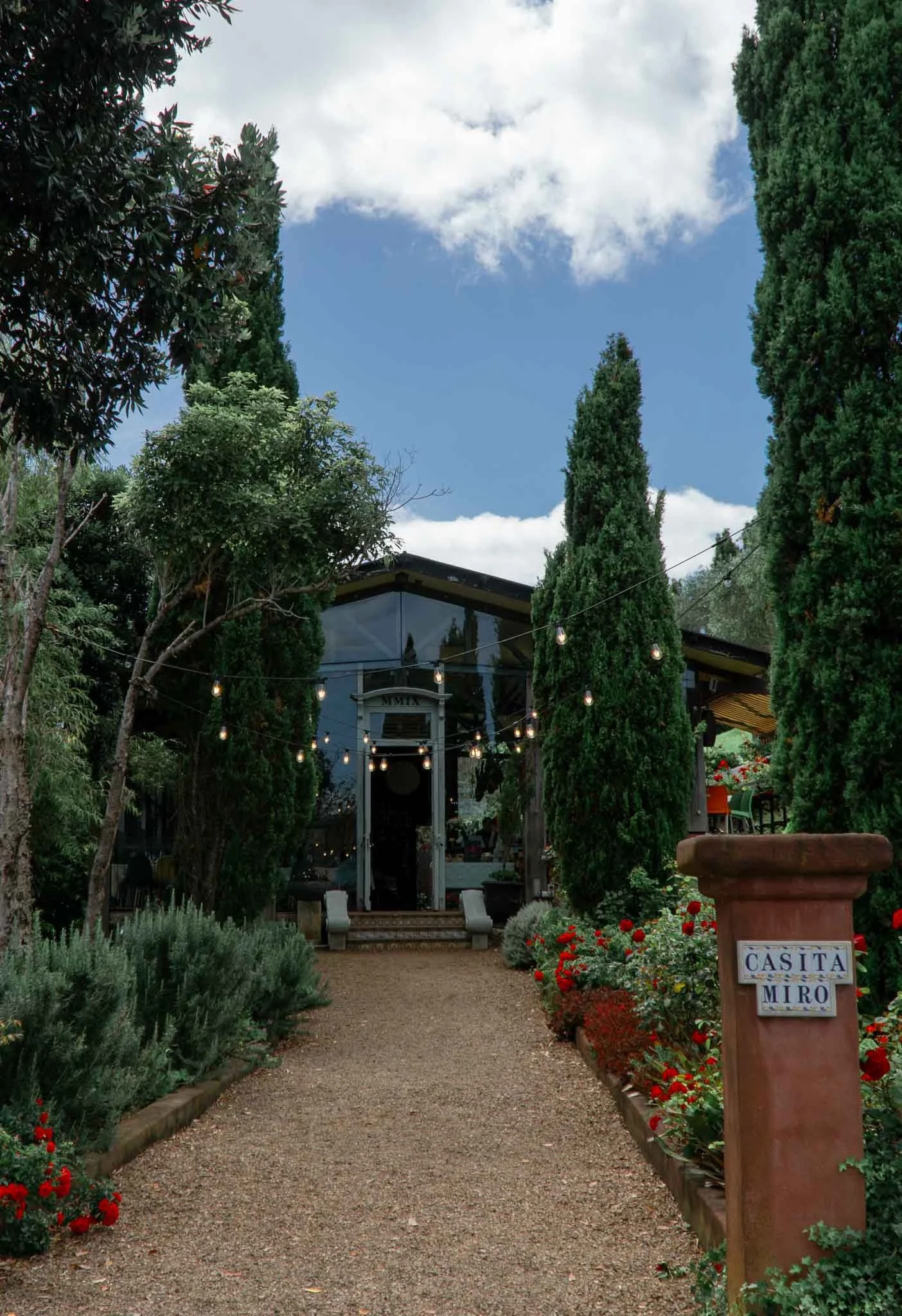 12 Best Waiheke Wineries (& How To Visit Them) — PETRINA DARRAH