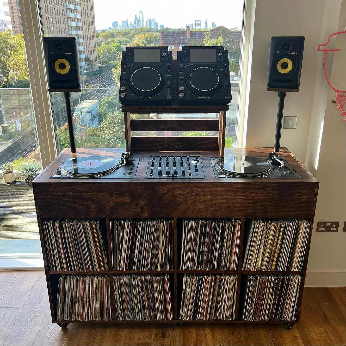 Gallery — Spinback Furniture