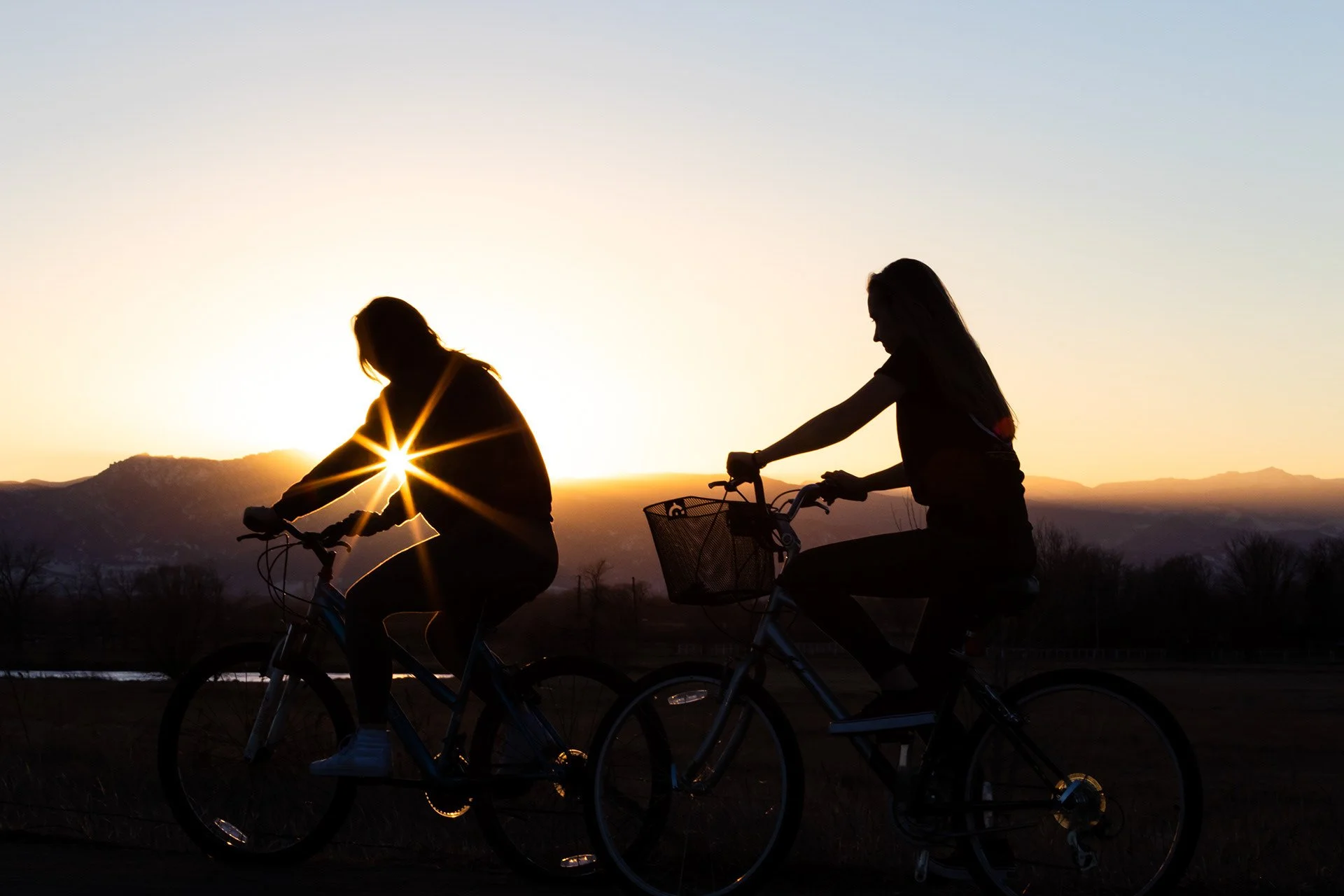 Contact 1 — Kate Knudsen