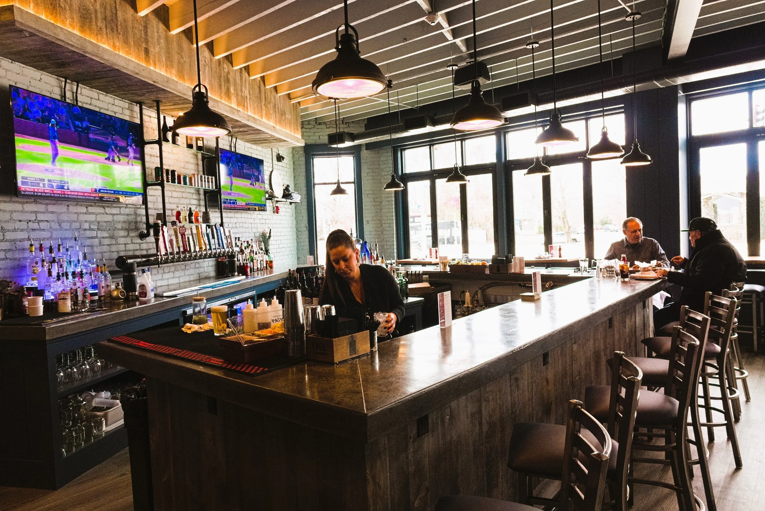 Tessie’s Bar & Kitchen — Destination Downtown