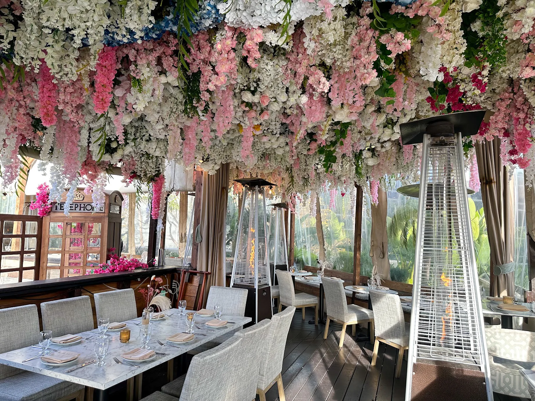 Dining — The Hill Los Angeles | LA's Ultimate Destination