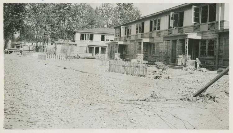Vanport: The City That Washed Away – A Lost Chapter in Portland’s ...