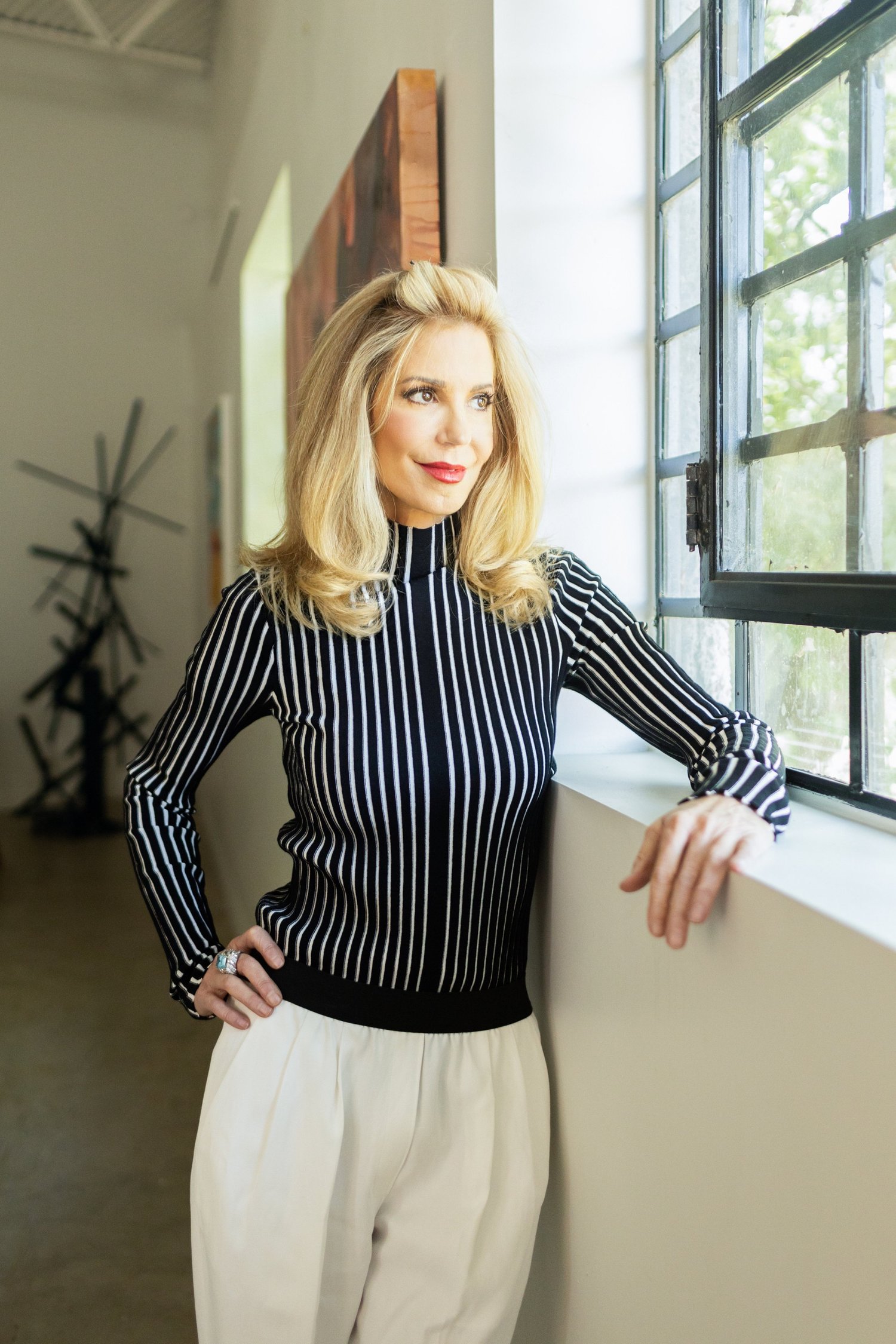 About — DHV ARTWORKS