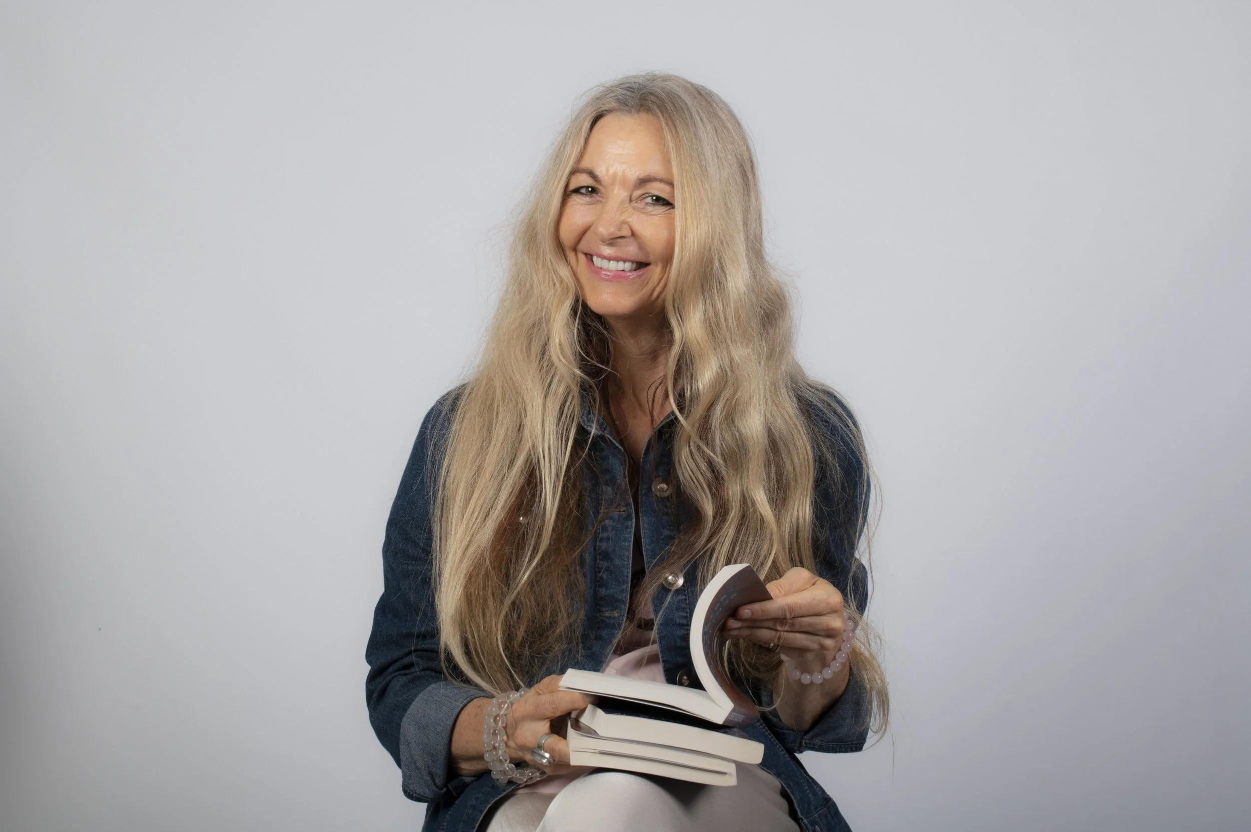 About Dettra — Dettra Rose