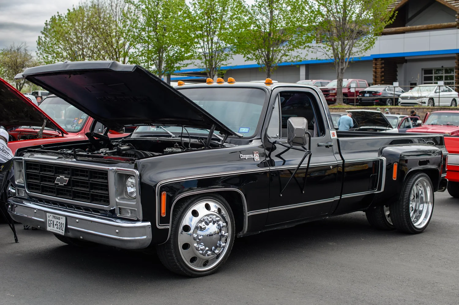 The Truck Gathering - Classic Truck Show in Guthie Oklahoma