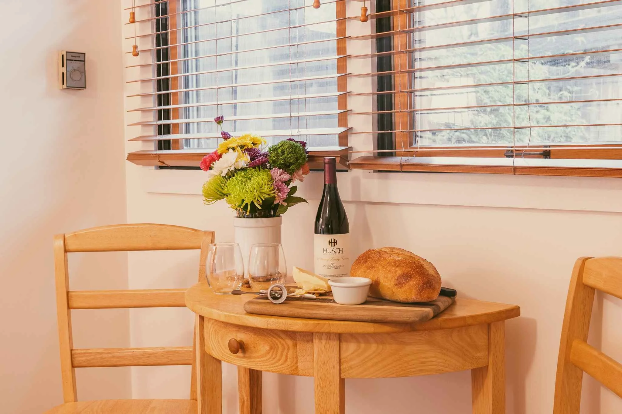 Hotel rooms — Anderson Valley Inn