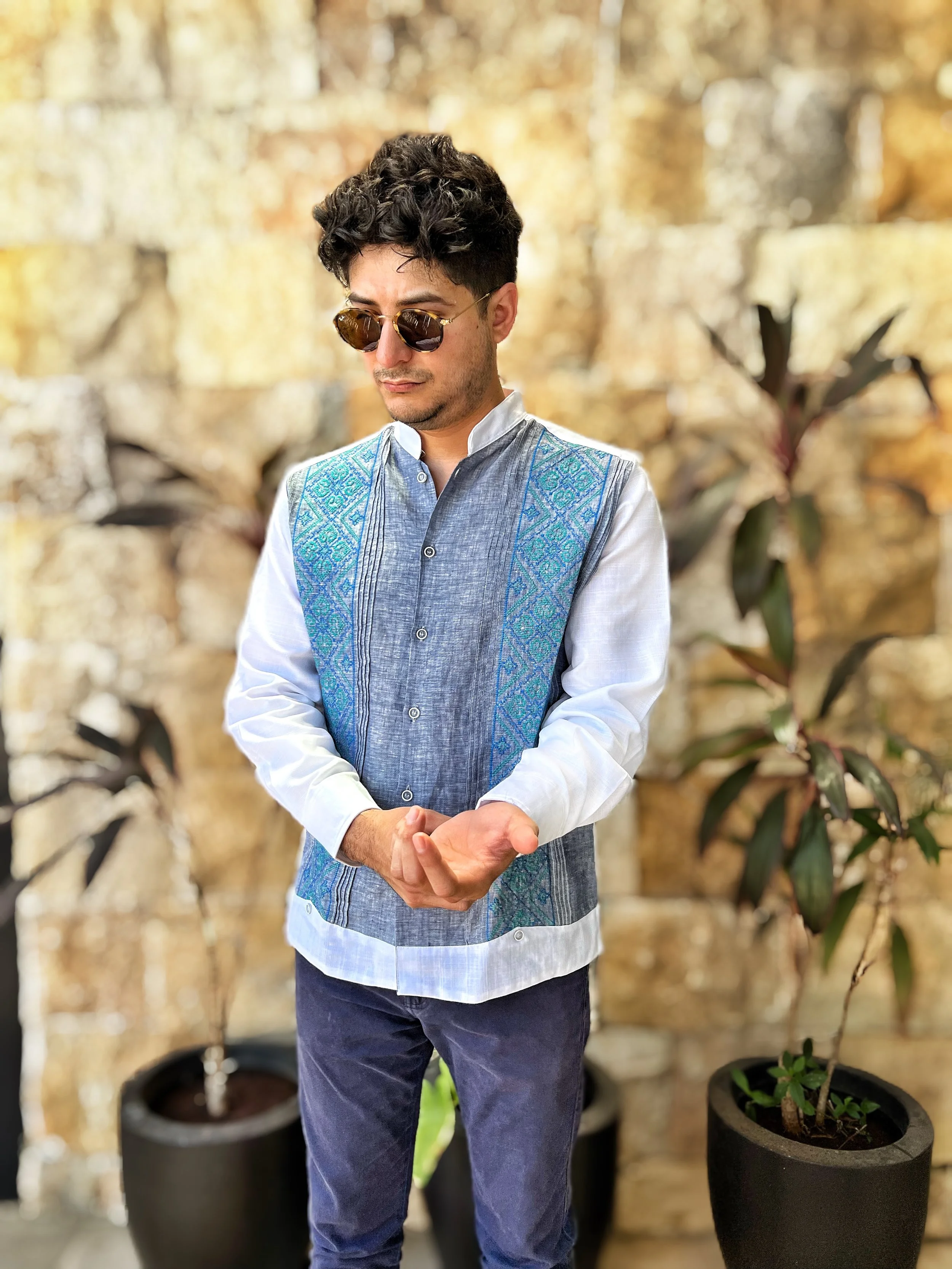 COMPRA las mejores GUAYABERAS YUCATECAS | SOBERANO GUAYABERAS