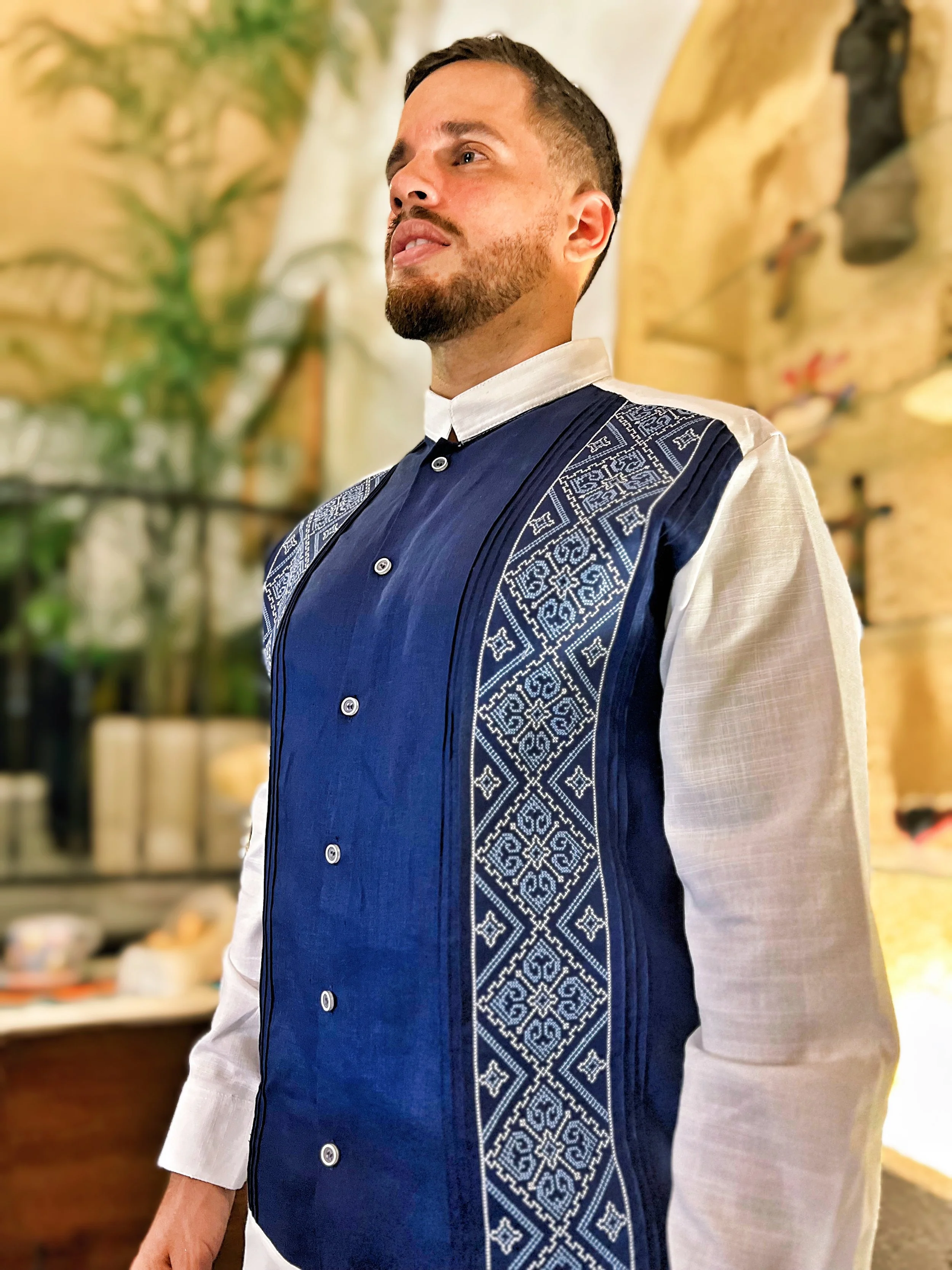 COMPRA las mejores GUAYABERAS YUCATECAS | SOBERANO GUAYABERAS