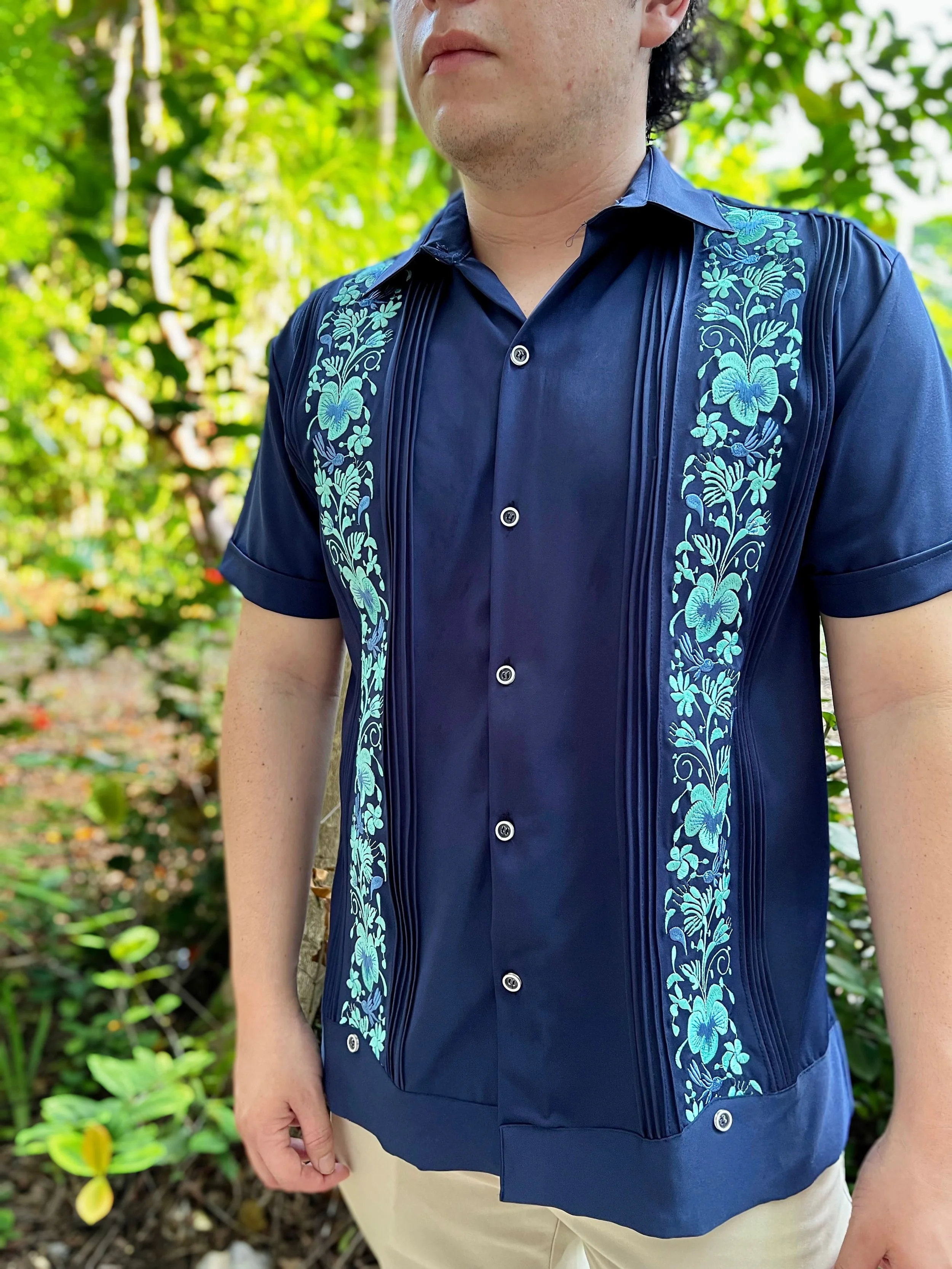 COMPRA las mejores GUAYABERAS YUCATECAS | SOBERANO GUAYABERAS