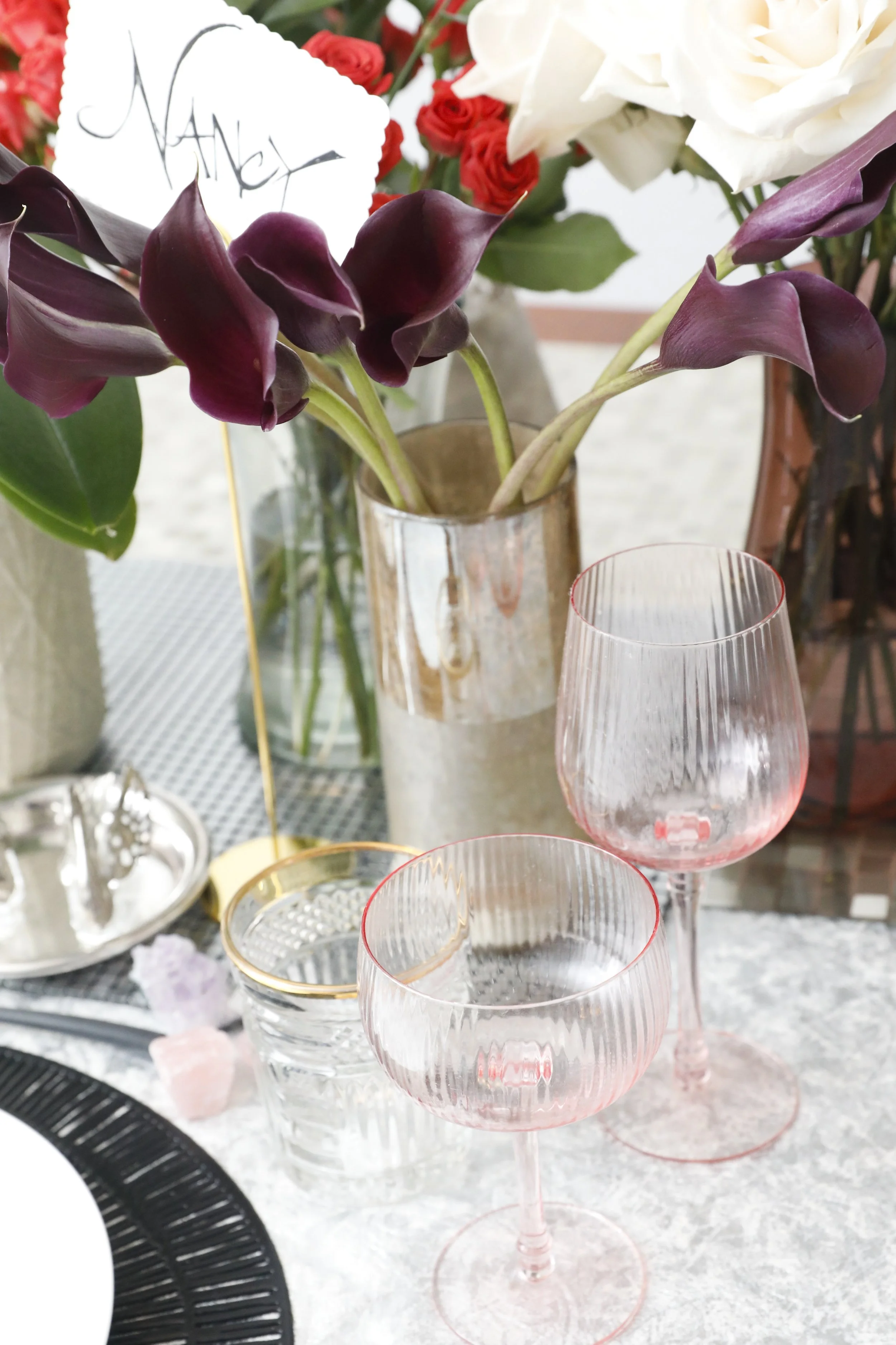 4 Unique Ingredients for a Cleverly Curated Table Setting — KNOF Design