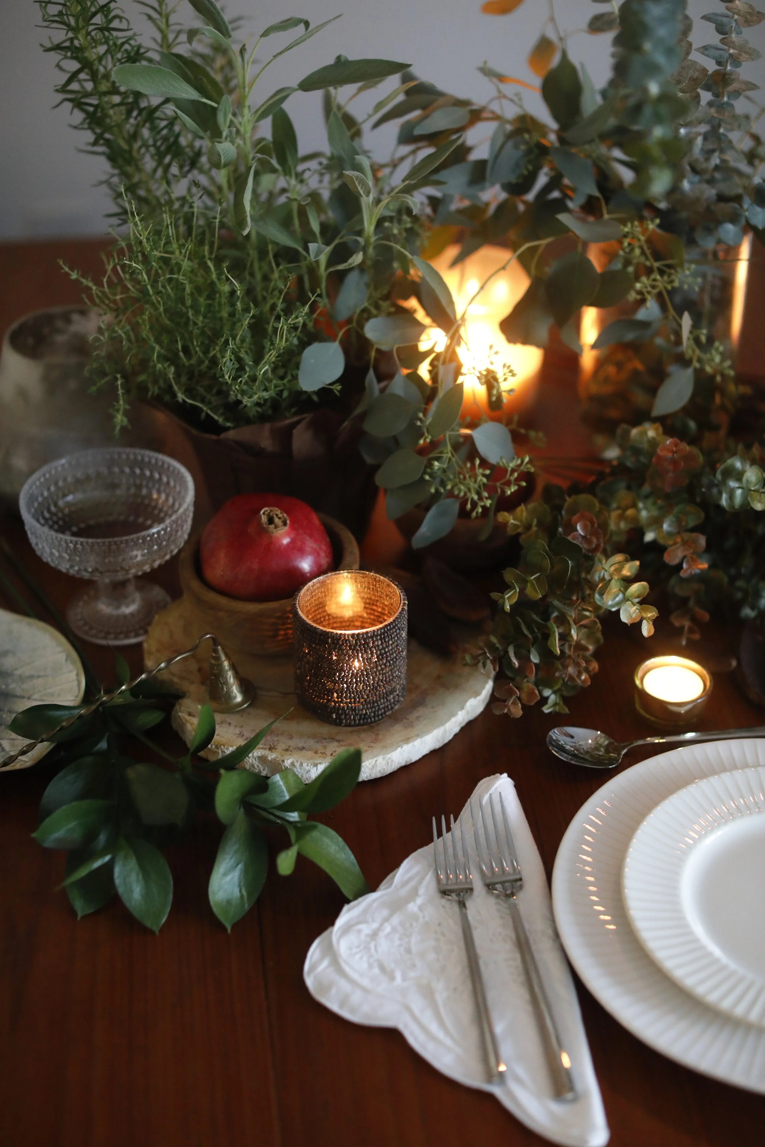 4 Unique Ingredients for a Cleverly Curated Table Setting — KNOF Design