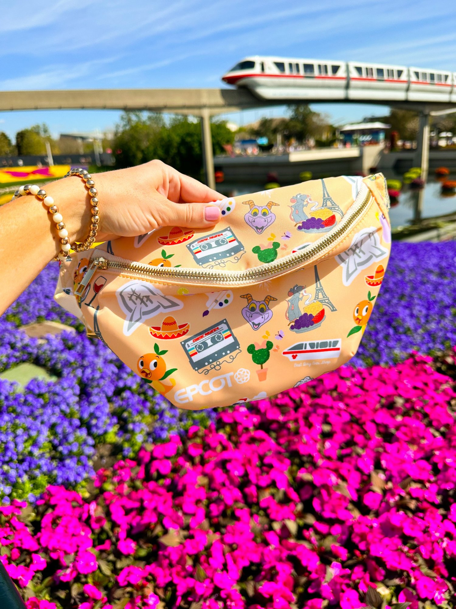 Mouse Head Fanny Pack — Best Day Ever