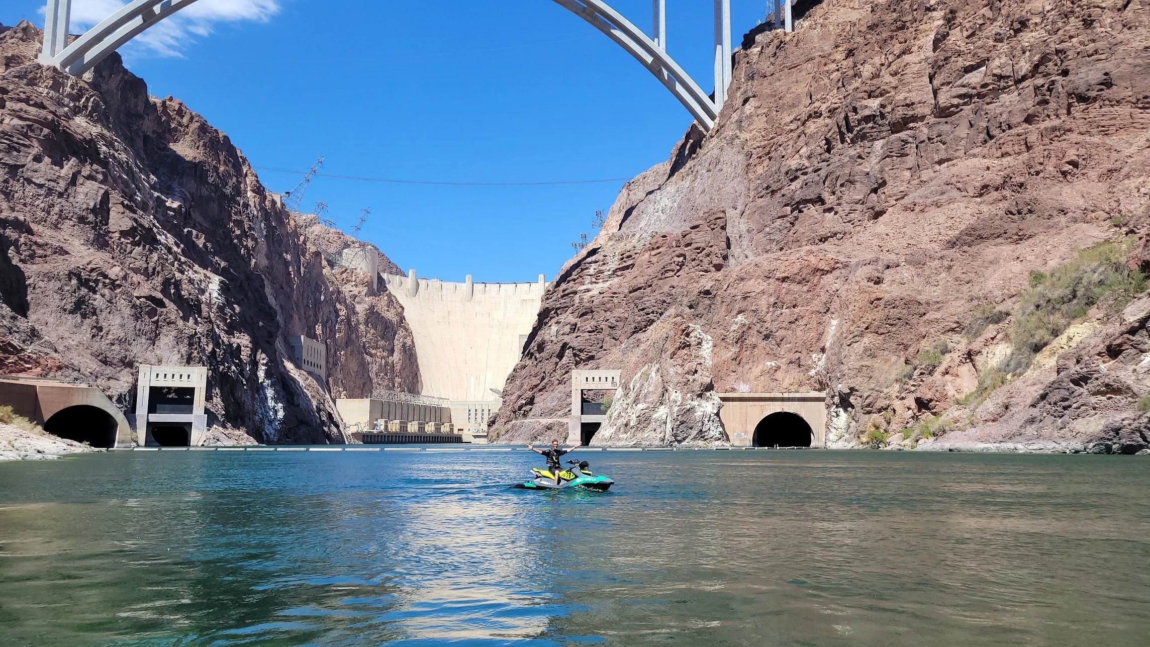 Hoover Dam Kayak Shuttle Service — Kayak Lake Mead