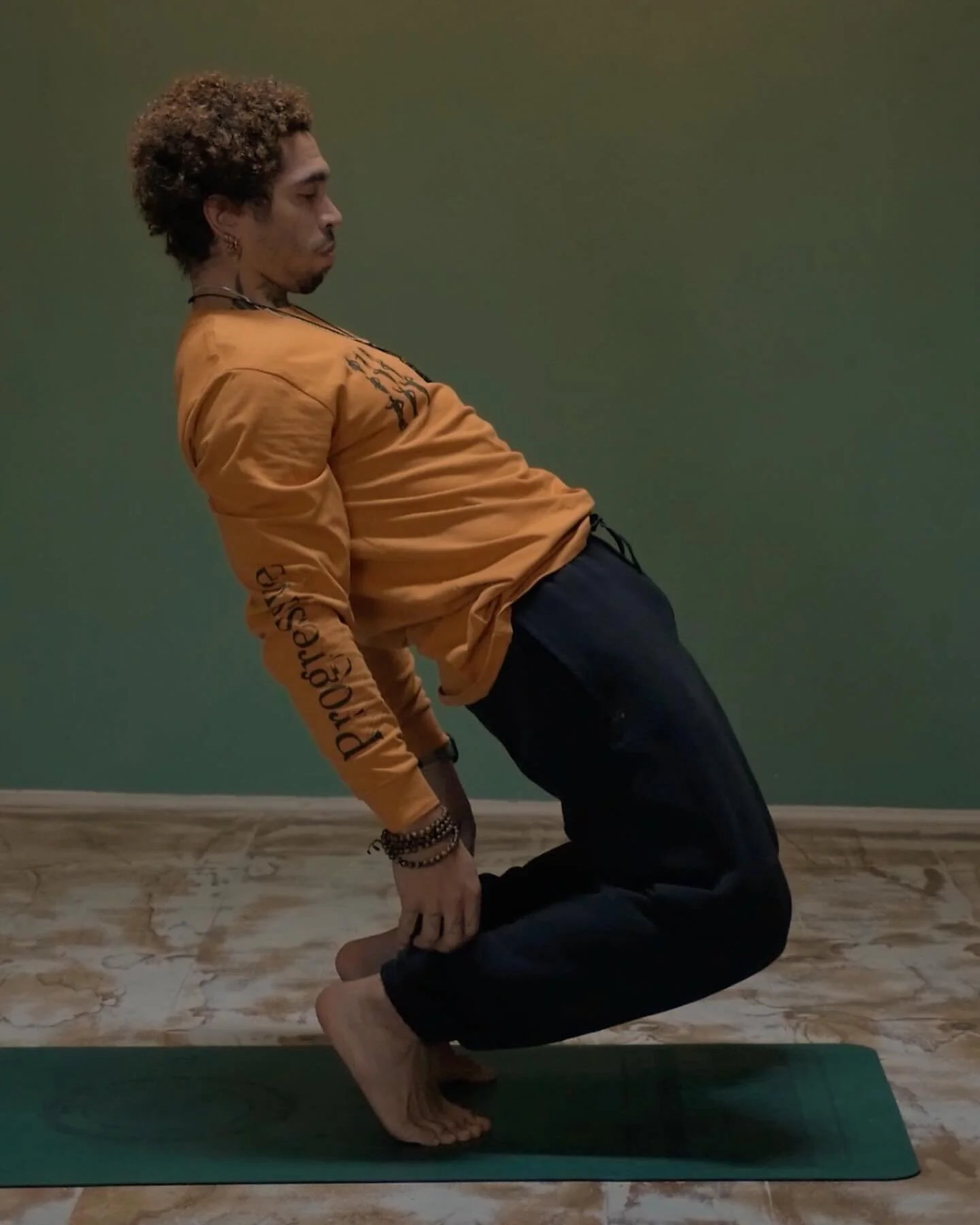 Waking Dreams | Progressive Yoga, Movement & Strength Studio in East London