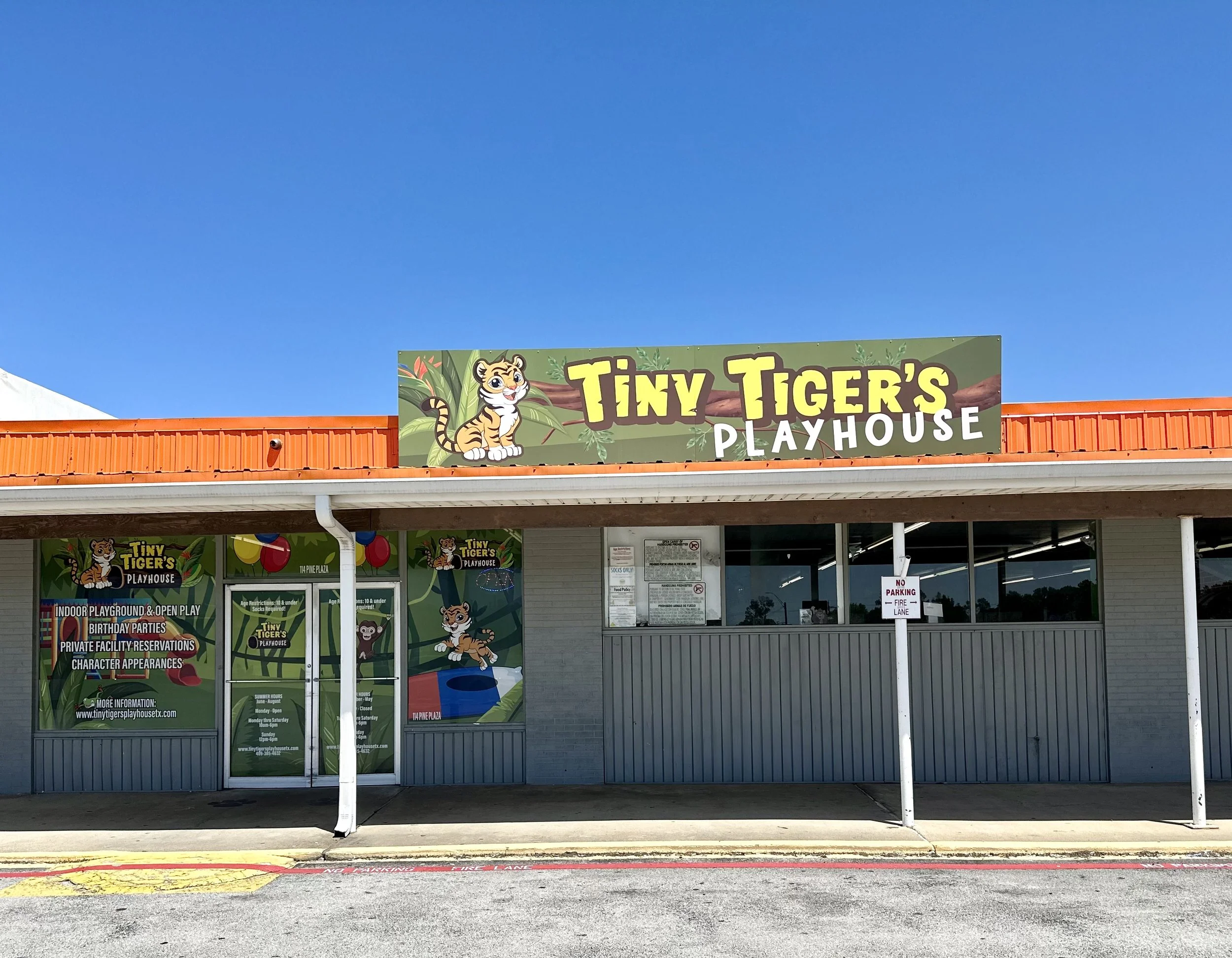 Tiny Tiger's Playhouse
