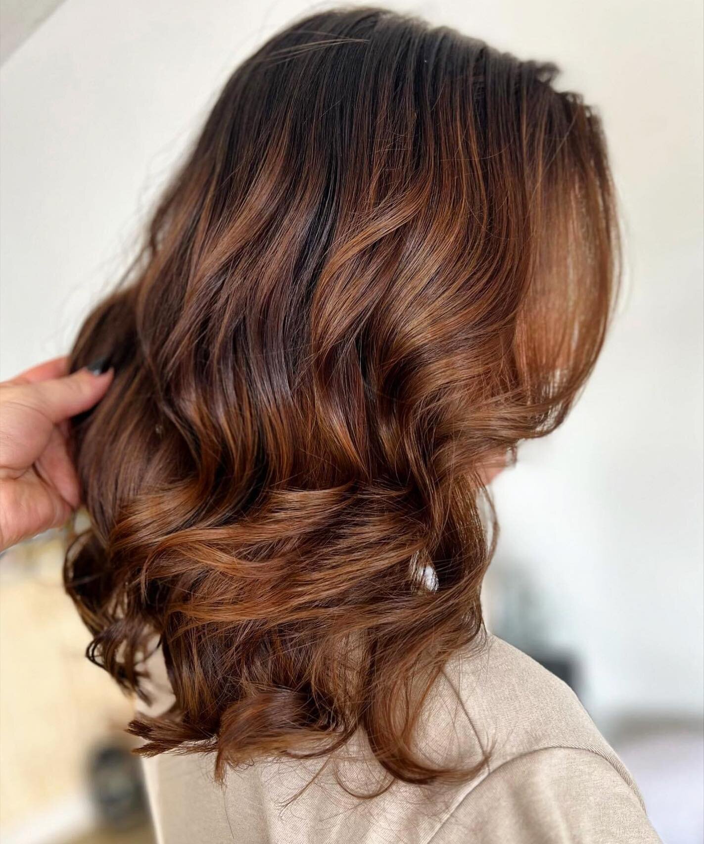 Emerald + Onyx Luxury Salon - Services