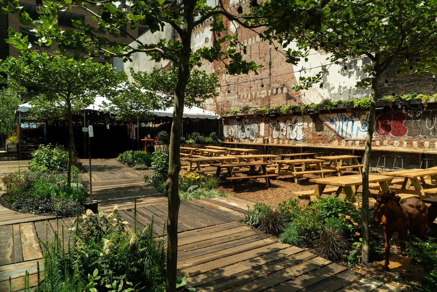 Walnut Garden | Rittenhouse's Urban Cocktail Garden