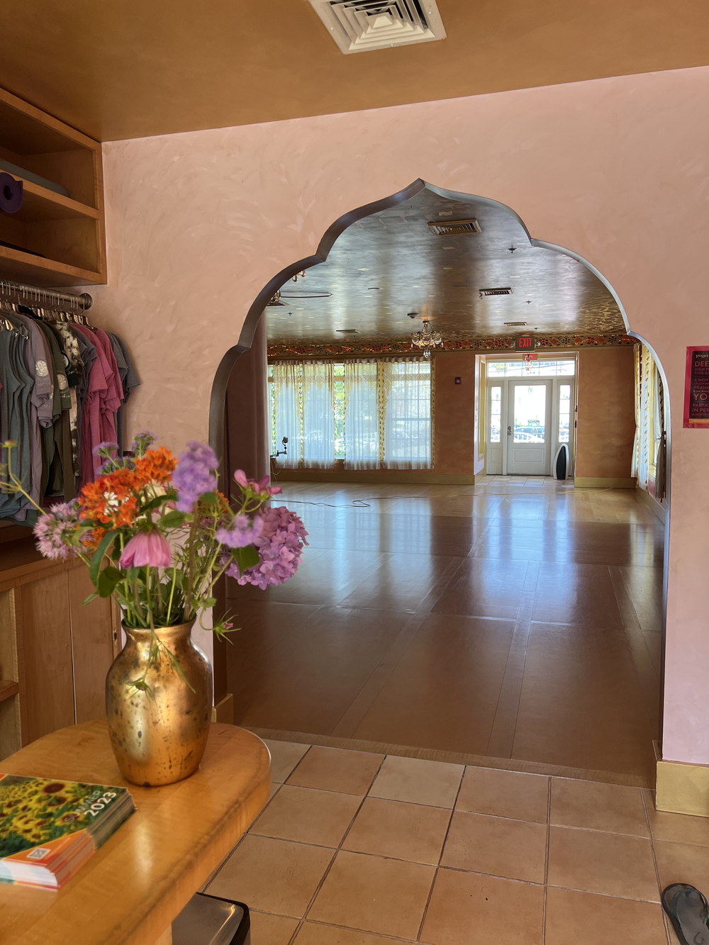 Services 4 — Rodney Yee Yoga