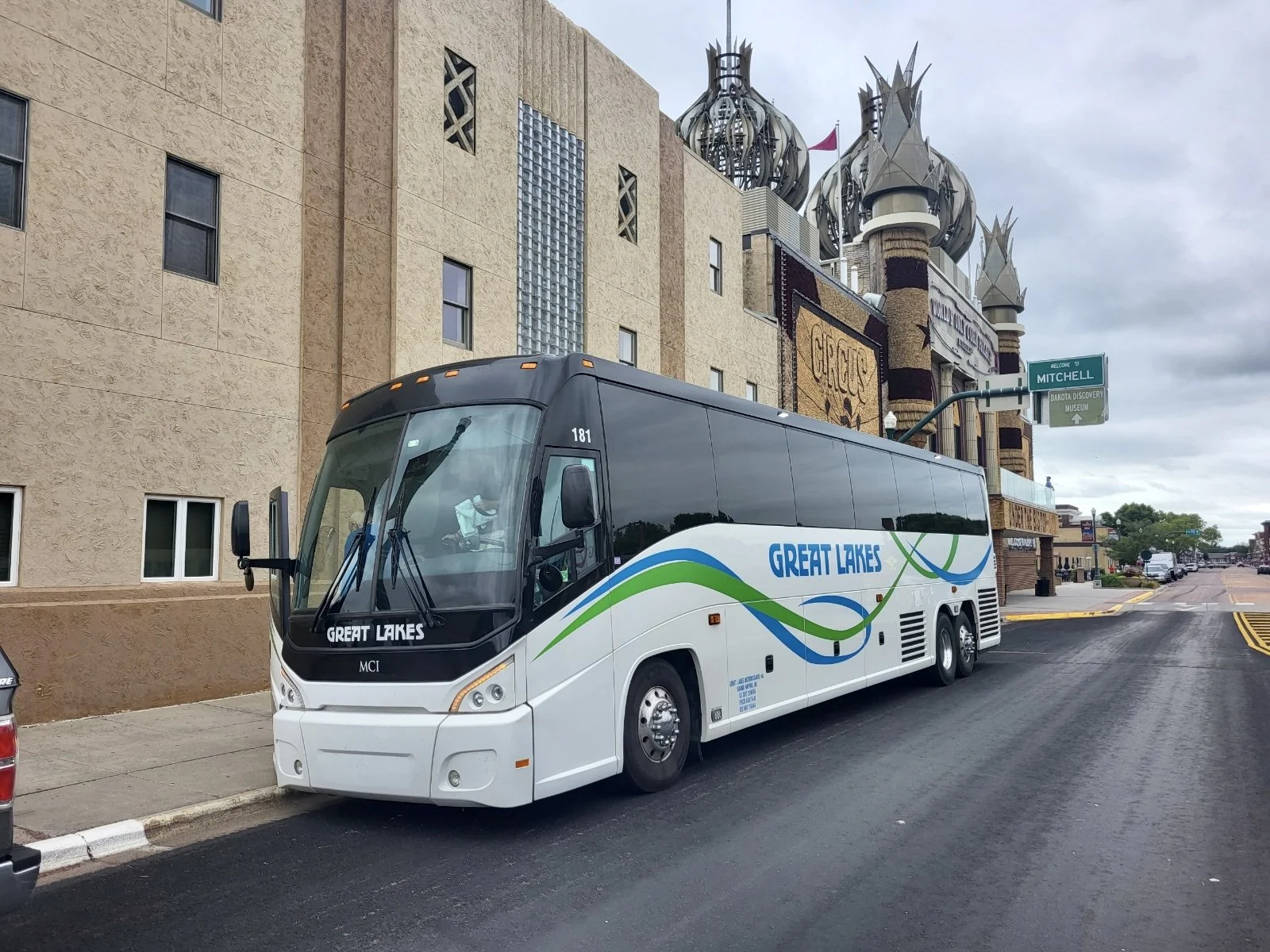 Great Lakes Motorcoach | Experience Reliable Bus Services—Book Today