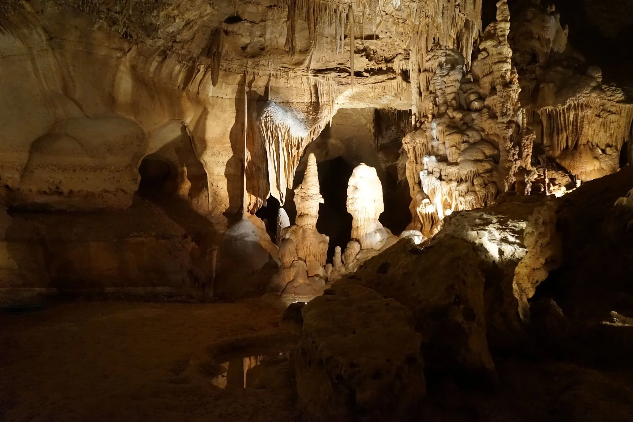 Explore Austin's Caves and Caverns | An Adventurer's Guide