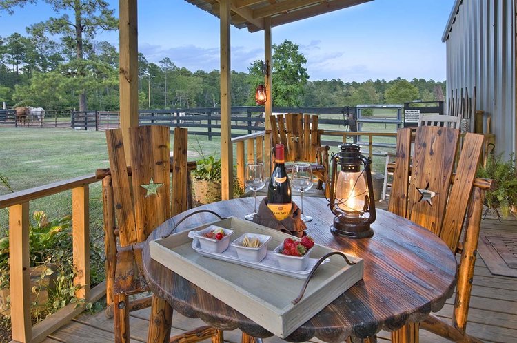 10 Popular Dude Ranches Near Austin | Experience the Cowboy Life!