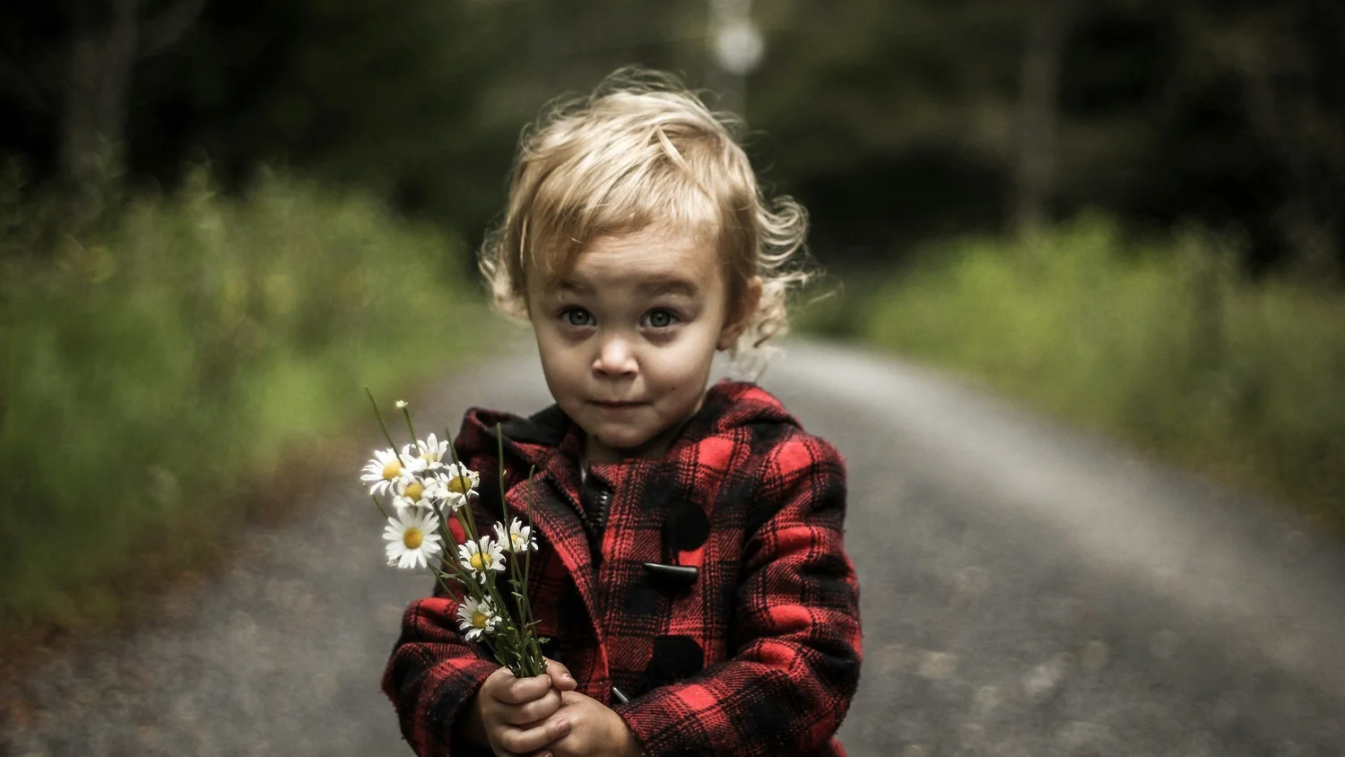 100 Gender-Neutral Baby Names You’ll Adore in 2025 — Tinies & Co