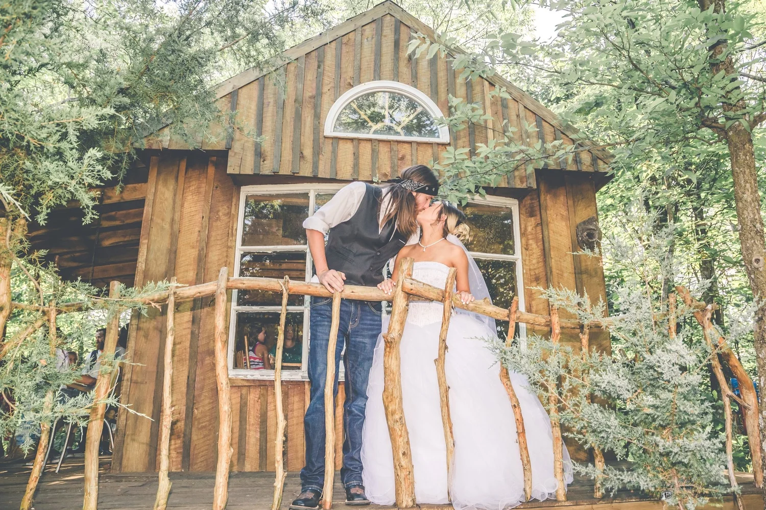 Crooked River Farm Weddings LLC