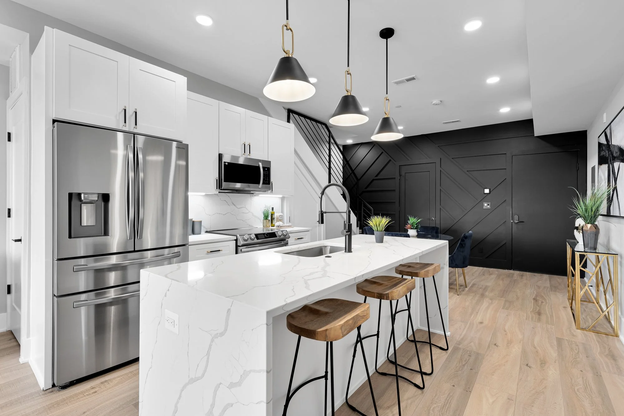 About — PISHROW BUILDERS