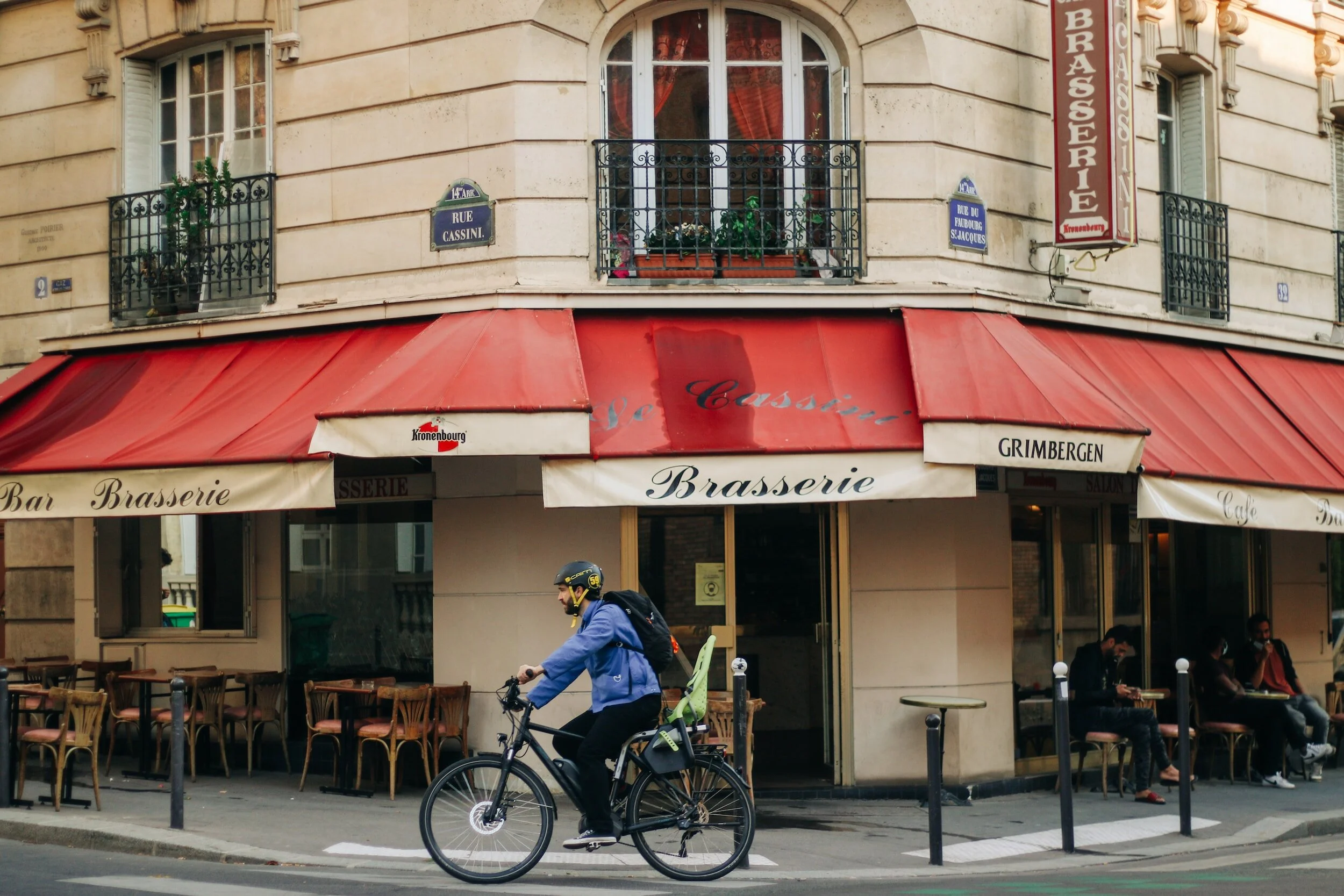 Cycling Through Paris: A Unique Perspective on the City — Hidden Paris ...