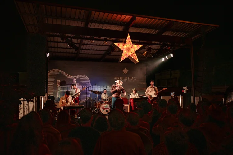 Goode Co. Armadillo Palace — Best Houston Stay