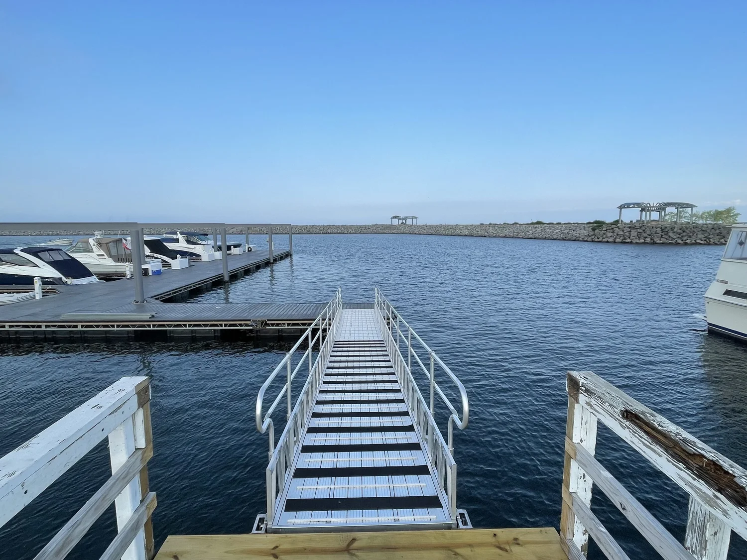Lightweight Aluminum Gangways & Planks — Alumidock