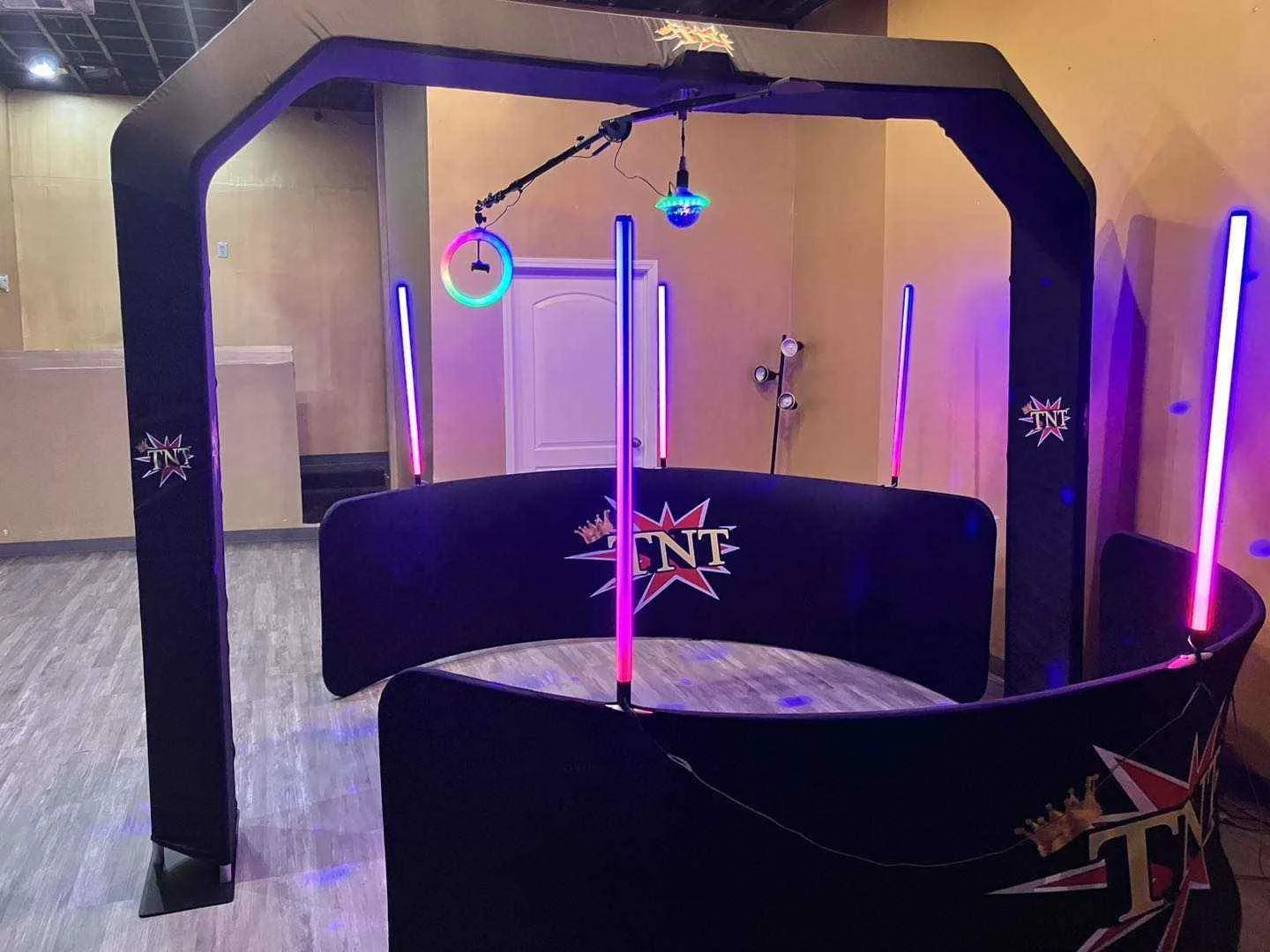 Hobart Booth Company | Hobart Photo Booth Hire From $450