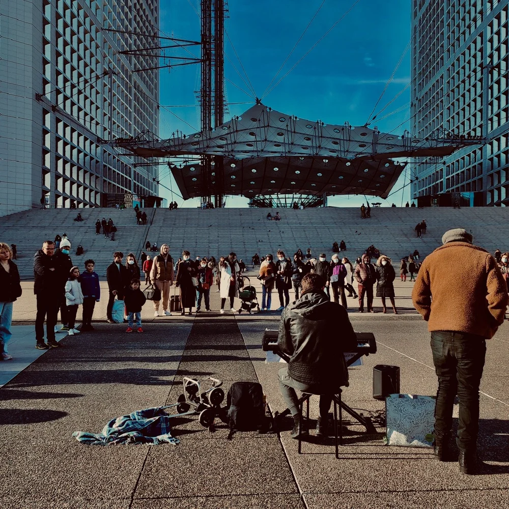 BIOGRAPHY — James Malikey