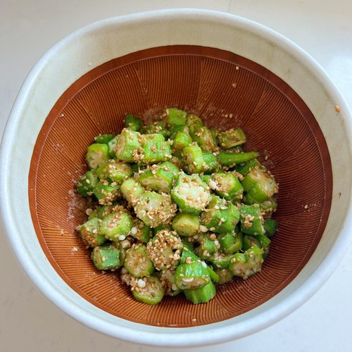 Japanese Okra Salad (Easy Goma-ae Style Side Dish) — Okawari by Azusa ...