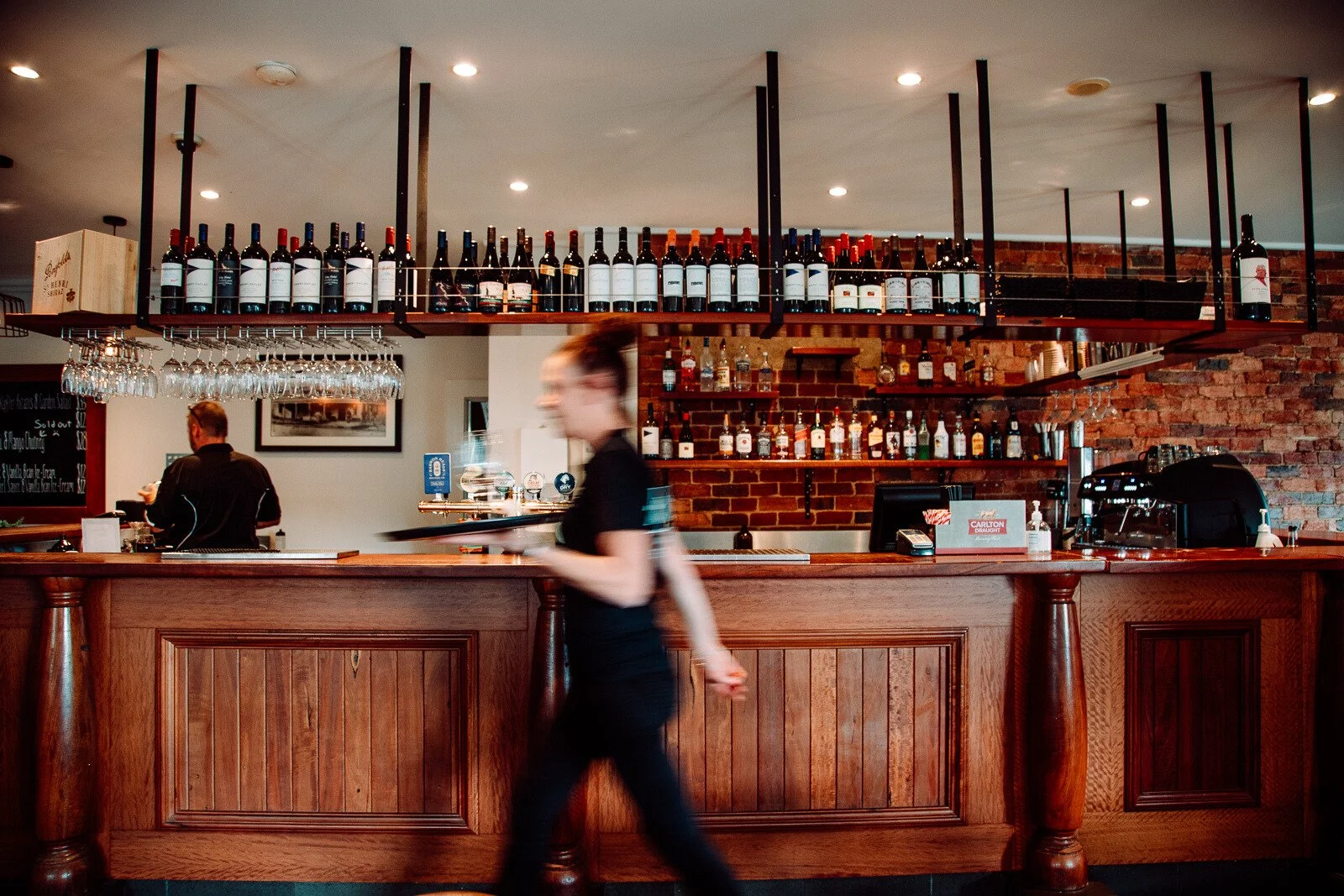 Bistro | Pub Meals | Moama NSW — Border Inn Hotel