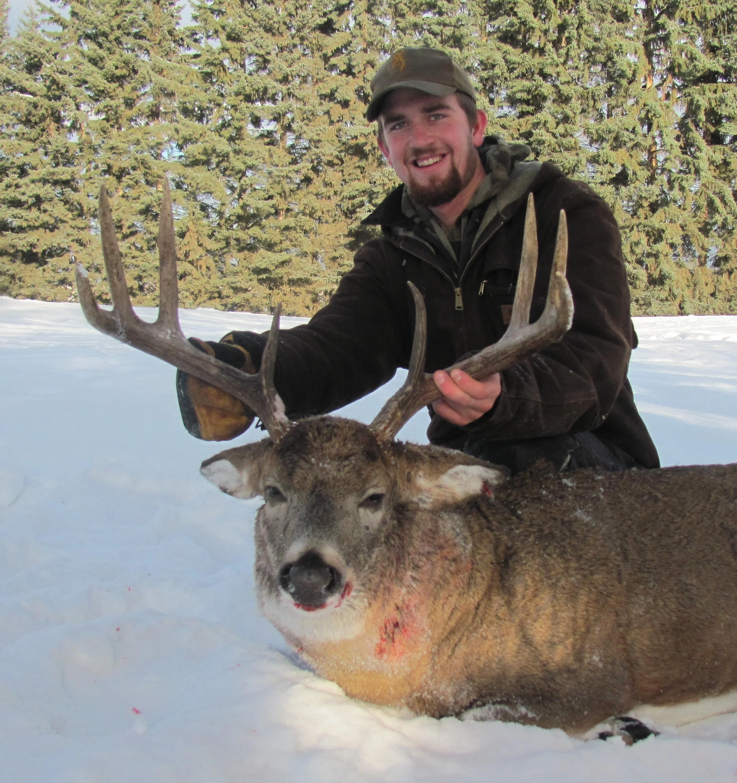 Alberta Whitetail Deer Hunting Outfitters - Whitetail Hunting Guides ...